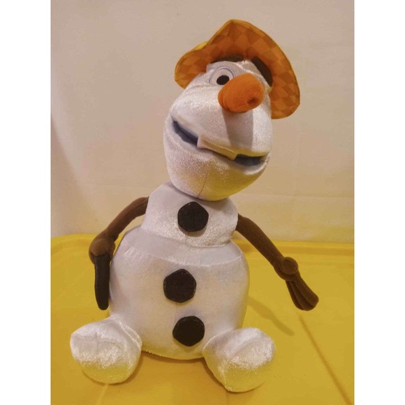 Disney | Toys | Preowned Disney Frozen Talking And Singing Olaf Plush ...